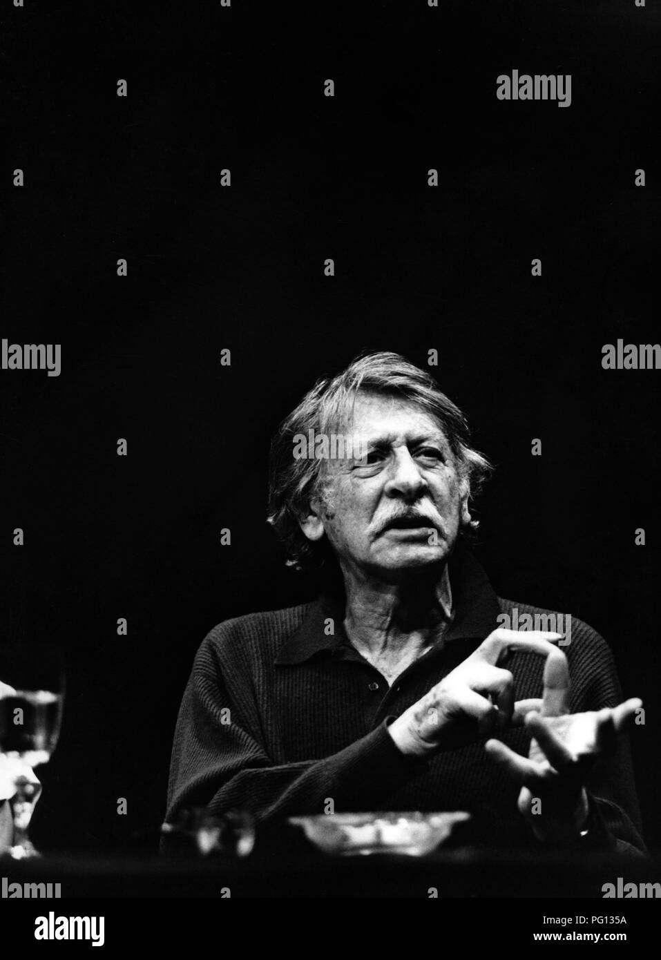 The Hungarian author and actor George Tabori 1992 Stock Photo - Alamy
