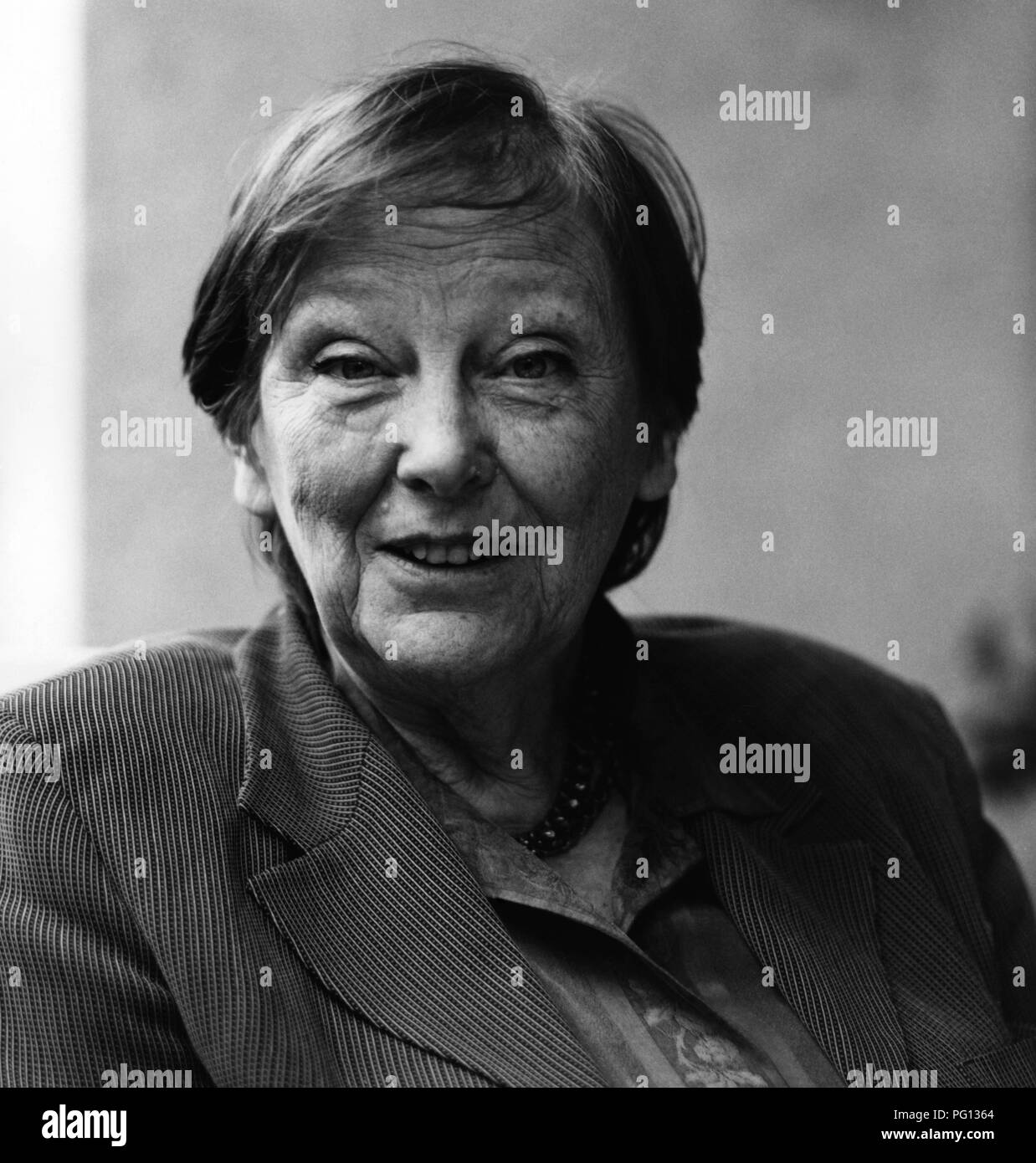 1990s 1996 Black and White Stock Photos & Images - Alamy