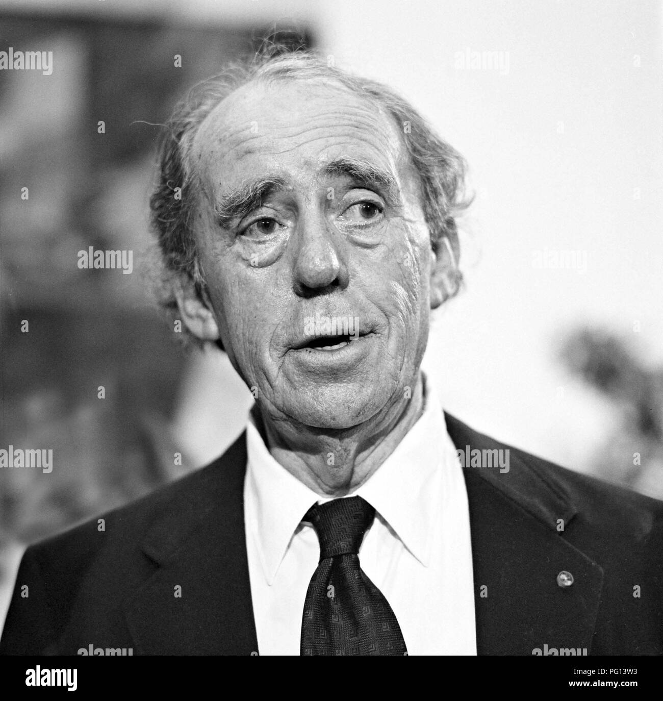 16 december 1983 hi-res stock photography and images - Alamy