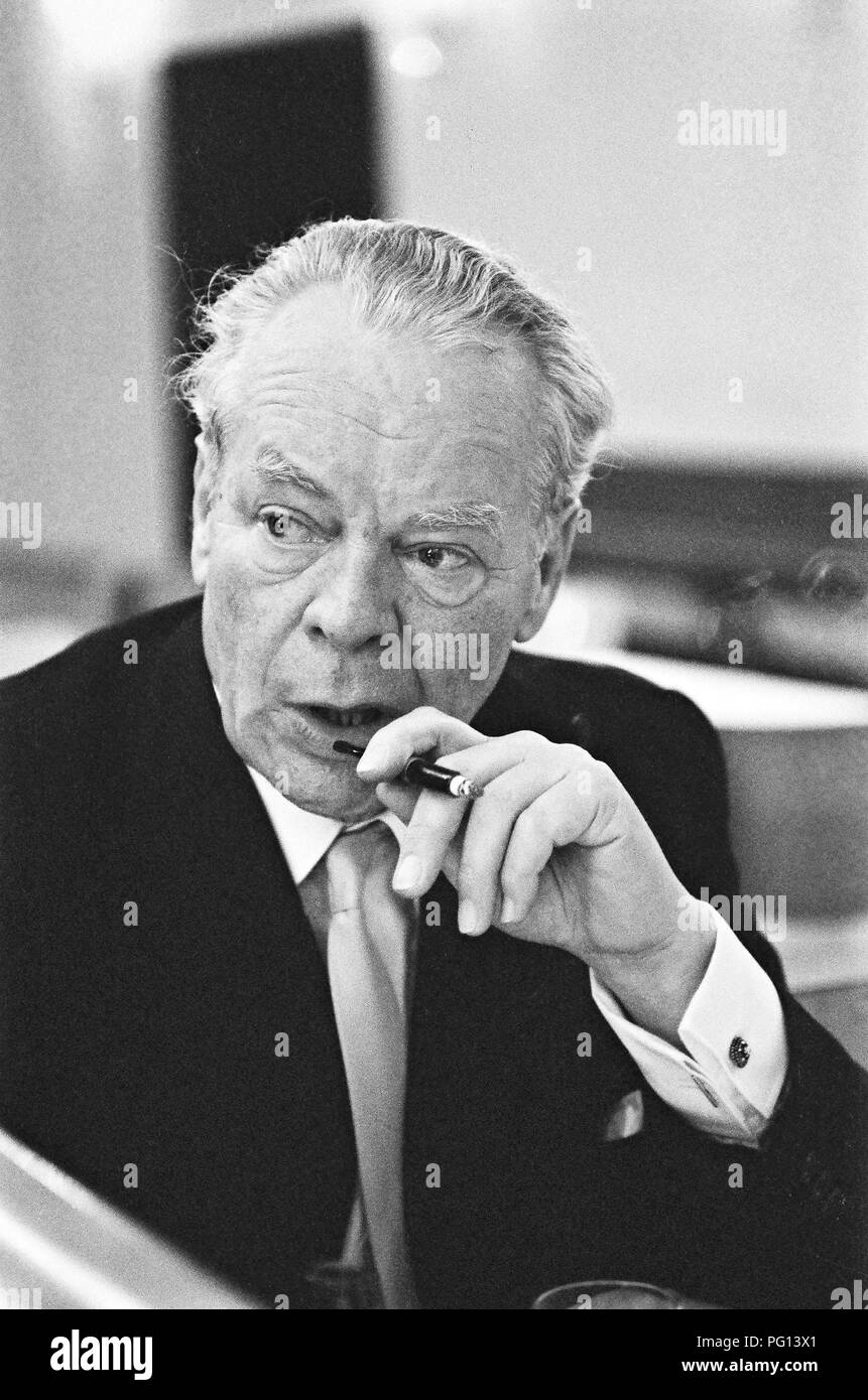 Schaper hi-res stock photography and images - Alamy