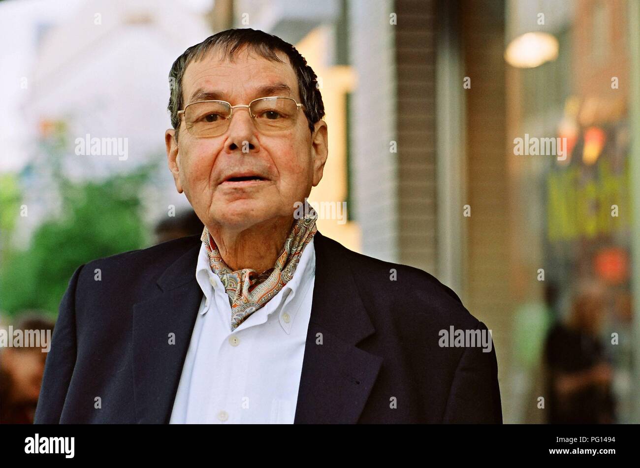 2000s living hi-res stock photography and images - Alamy