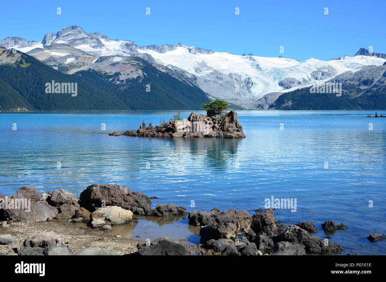 Garibaldi lake hi-res stock photography and images - Alamy