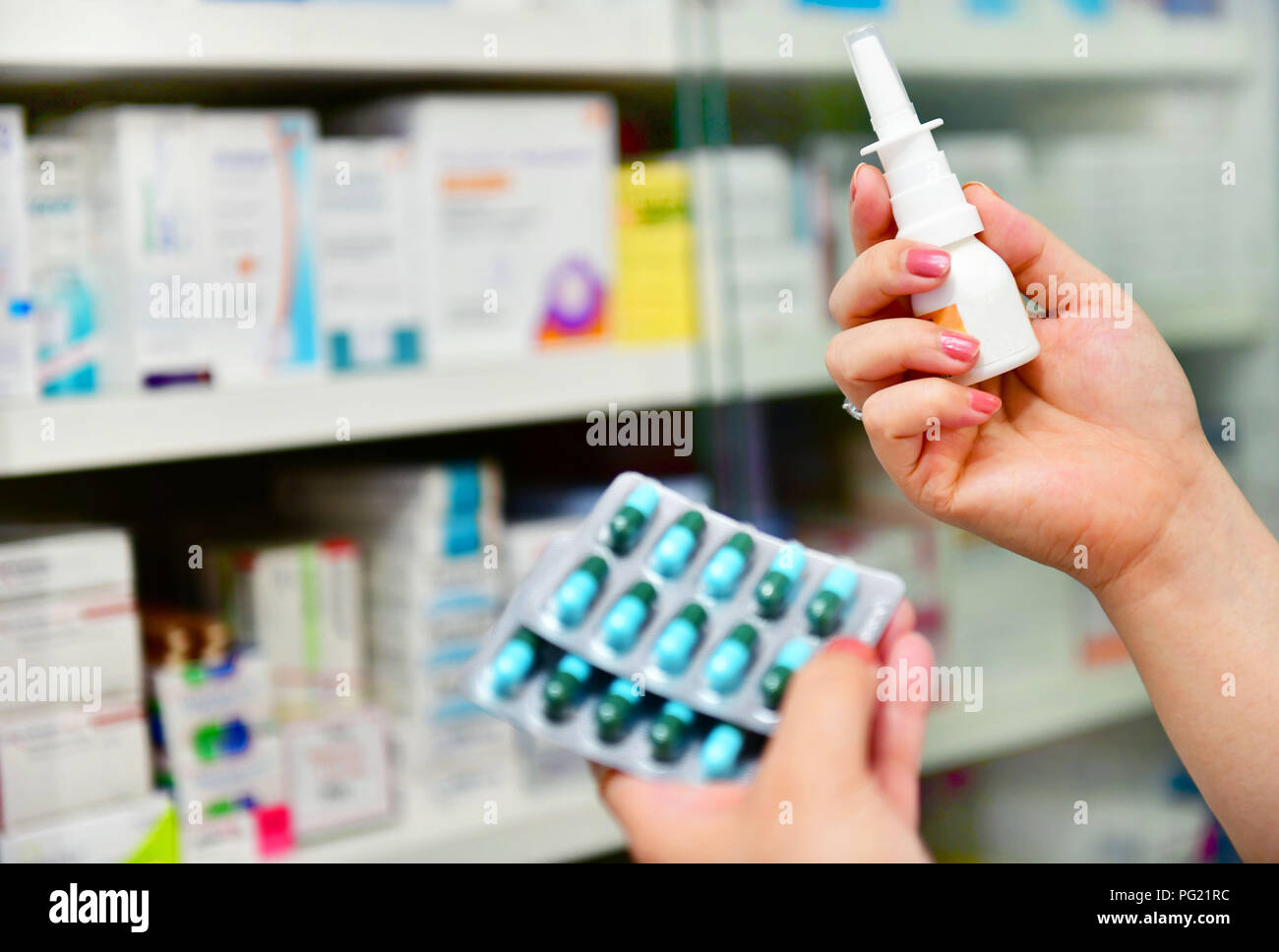 Sneeze spray hi-res stock photography and images - Alamy