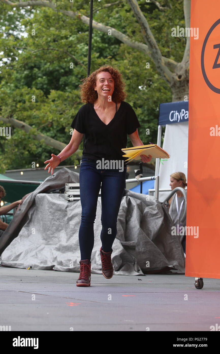 Michelle wolf hi-res stock photography and images - Alamy