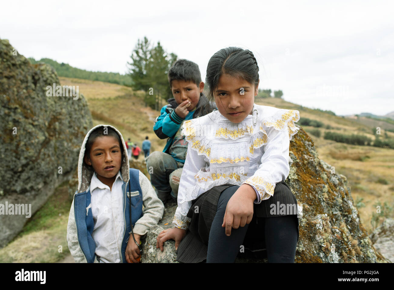 Peru girl peruvian indigenous hi-res stock photography and images - Alamy