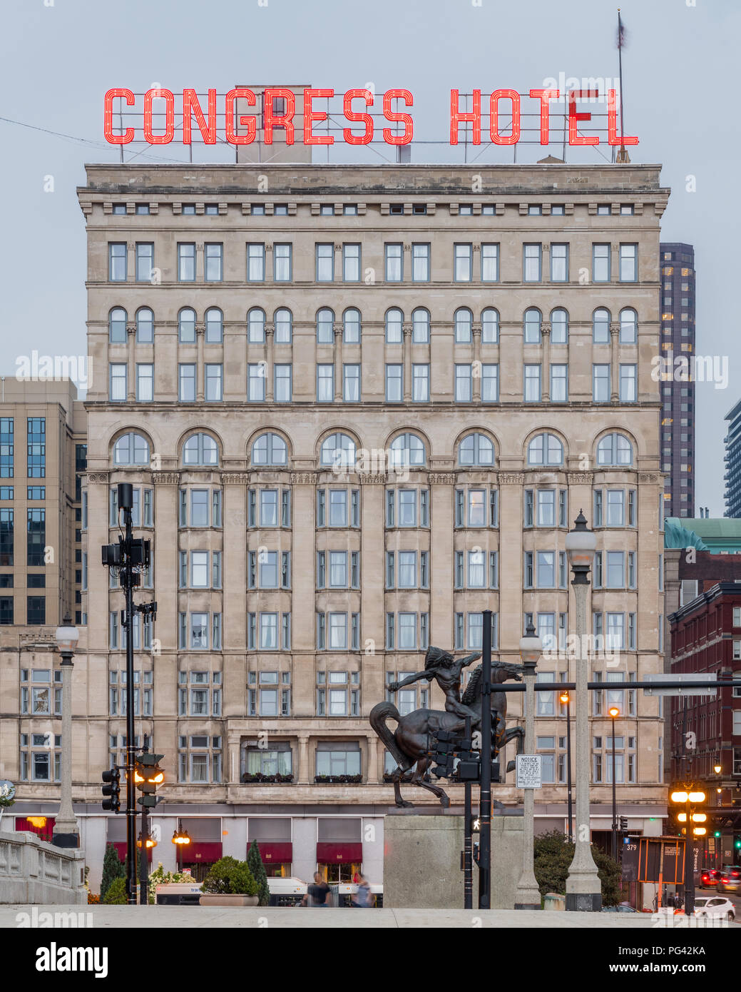 Congress Hotel on Michigan Avenue in downtown Chicago Stock Photo - Alamy