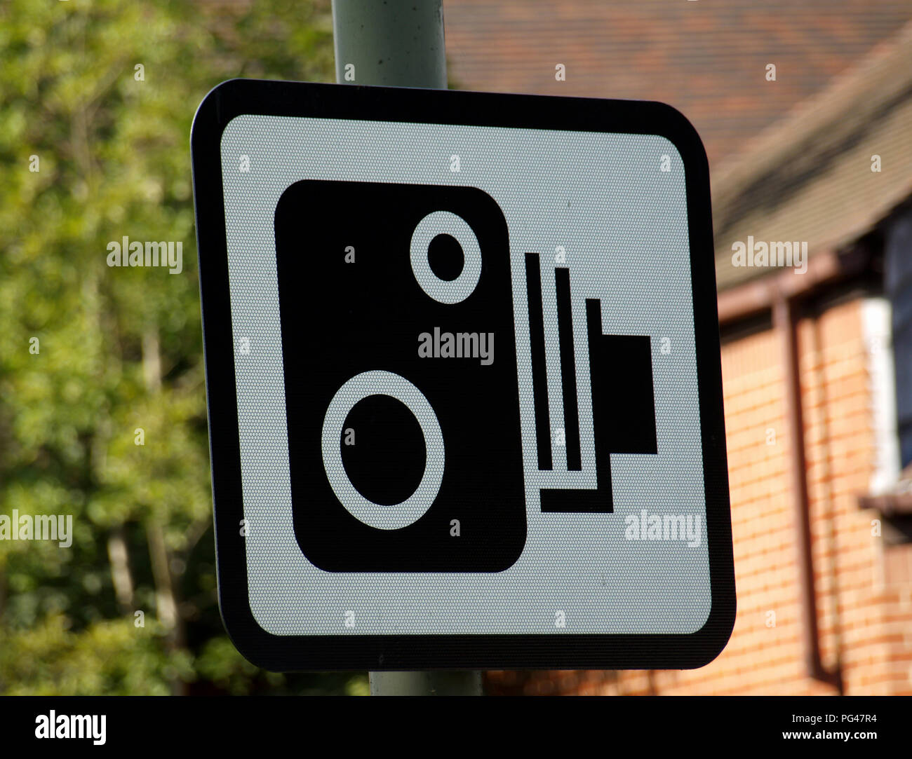 Speed camera logo sign hi-res stock photography and images - Alamy