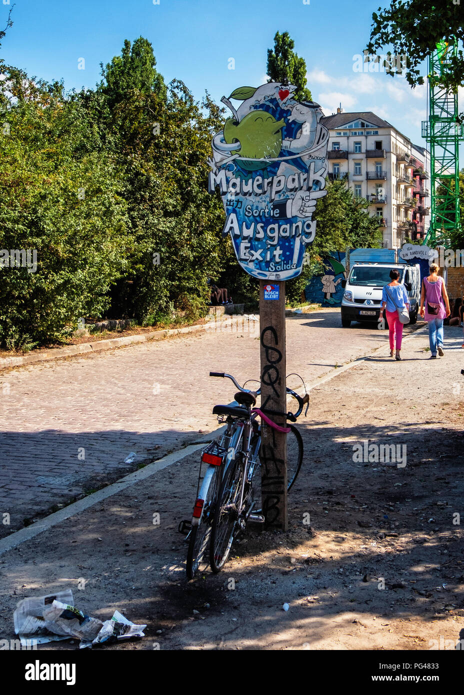 Berlin mauer sign hi-res stock photography and images - Alamy