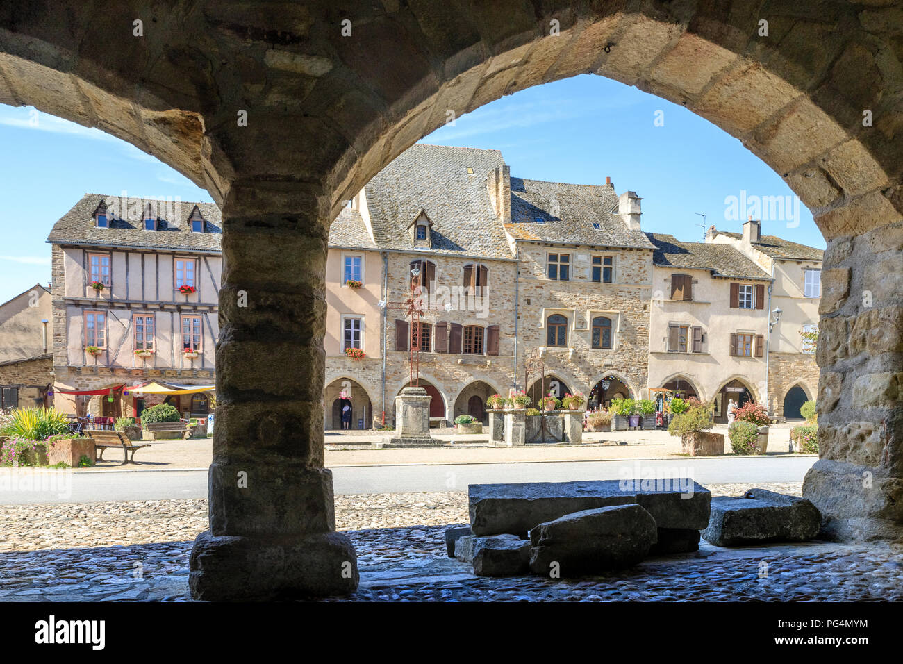 France, Aveyron, Sauveterre de Rouergue, labelled Les Plus Beaux ...