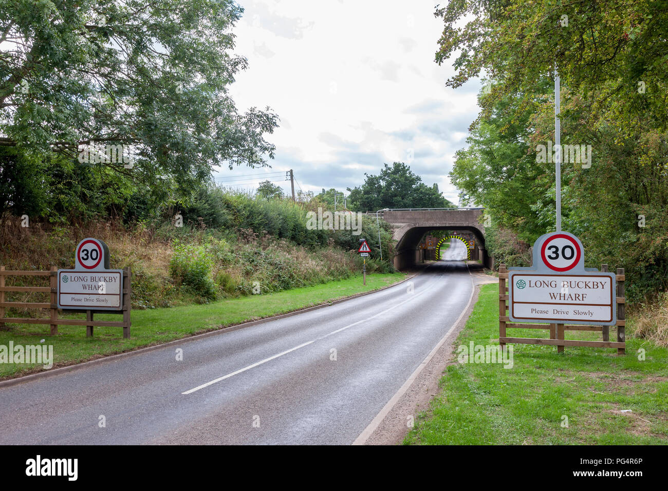 Very long uk bridges hi-res stock photography and images - Alamy