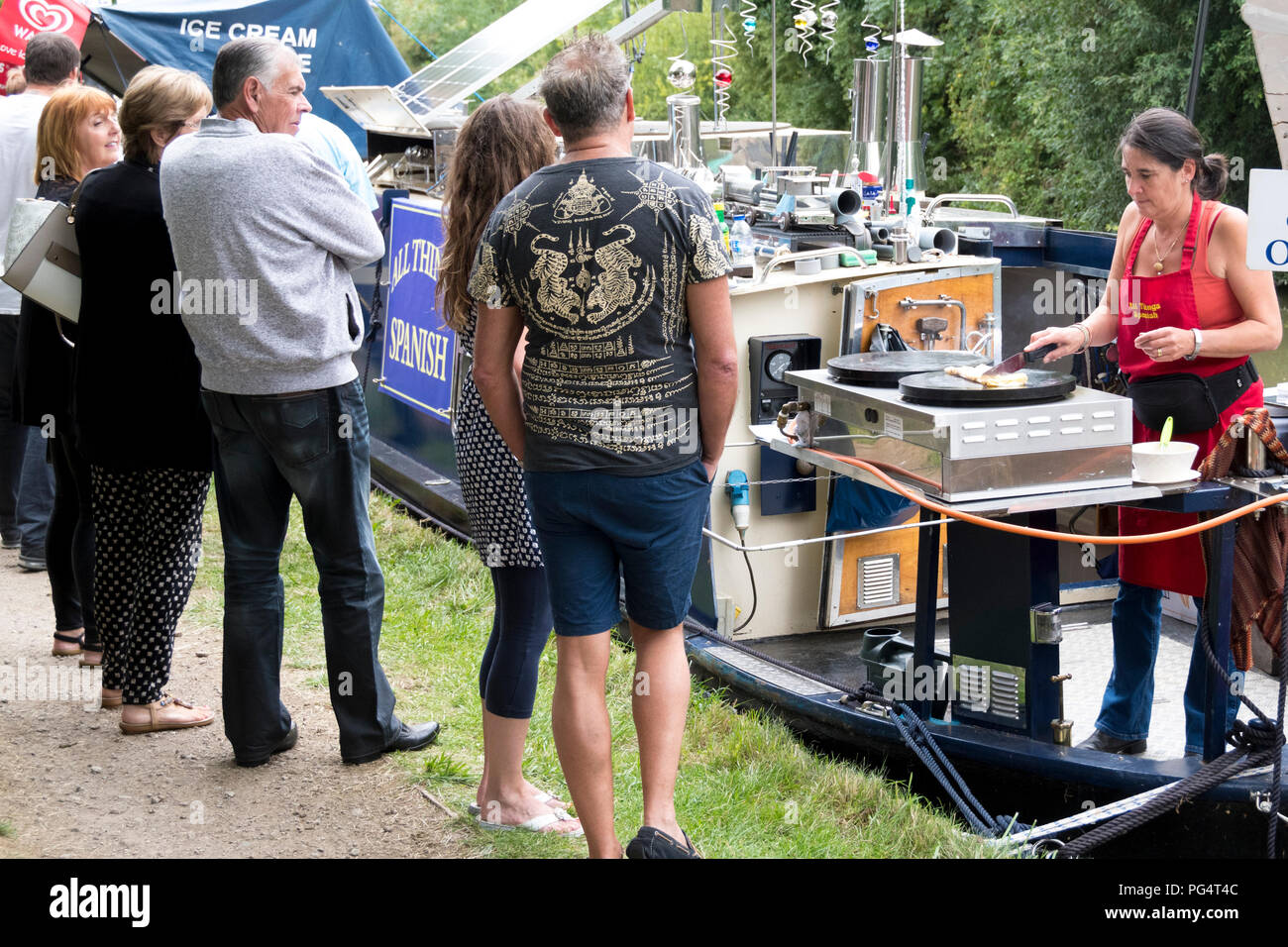 Blisworth village hi-res stock photography and images - Alamy