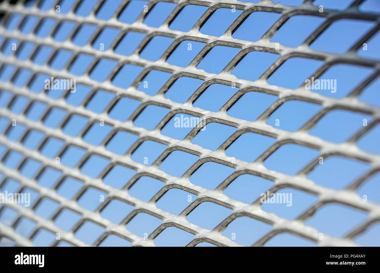 Close up Chain Fence. Metal mesh . White tone Stock Photo - Alamy