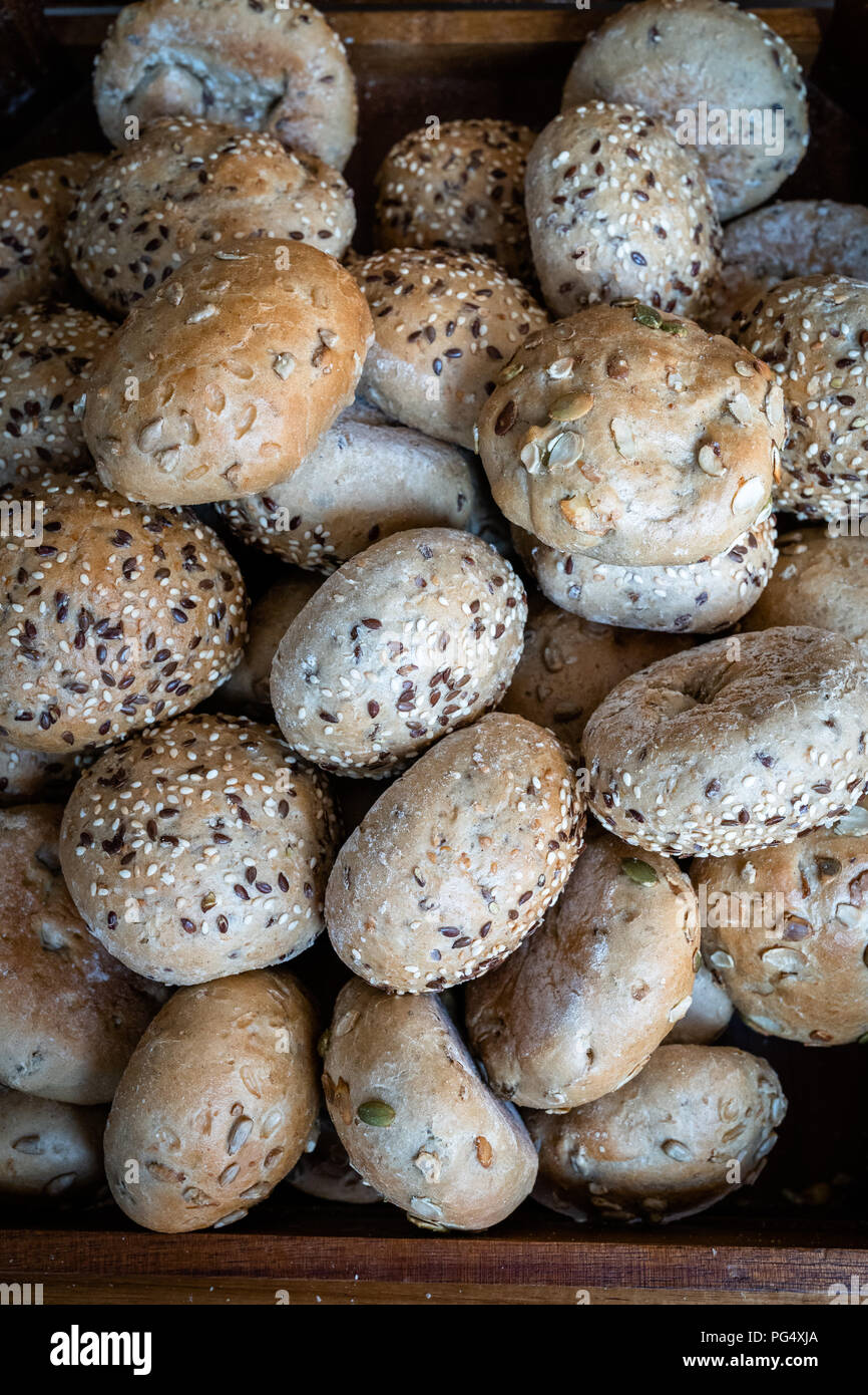 Multigrain buns hi-res stock photography and images - Alamy