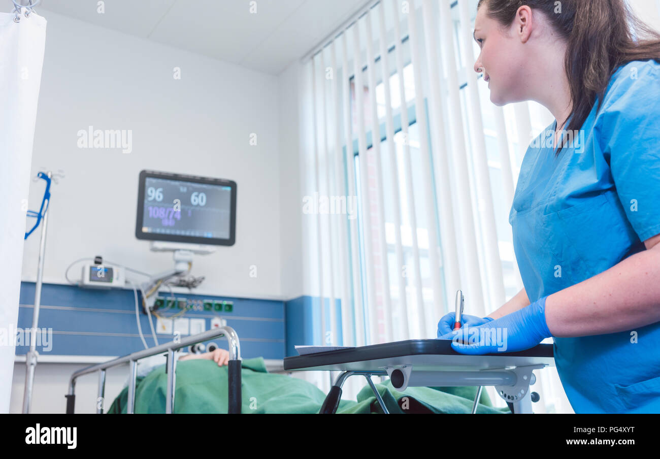 Recovery room hi-res stock photography and images - Alamy