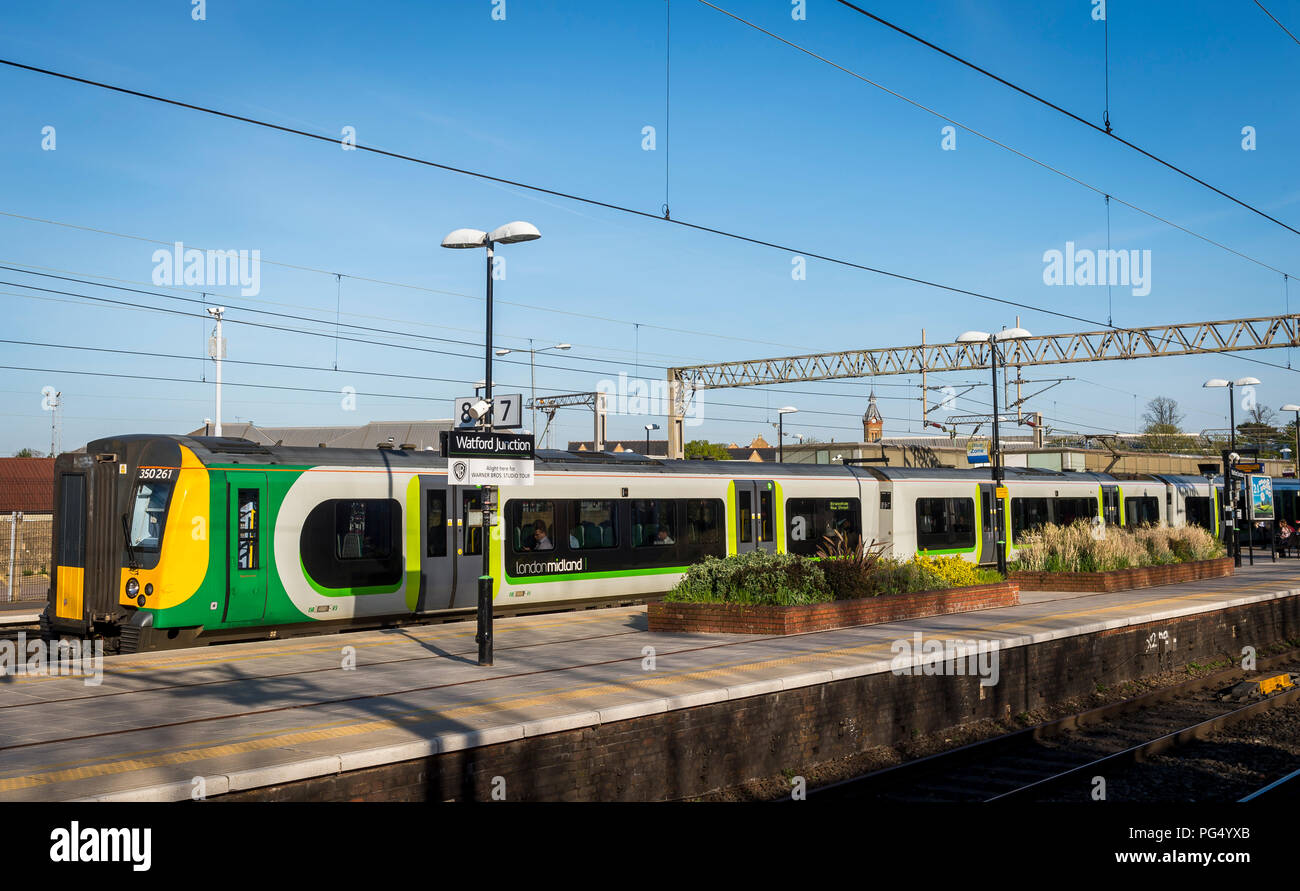 British rail class 350 hi-res stock photography and images - Alamy