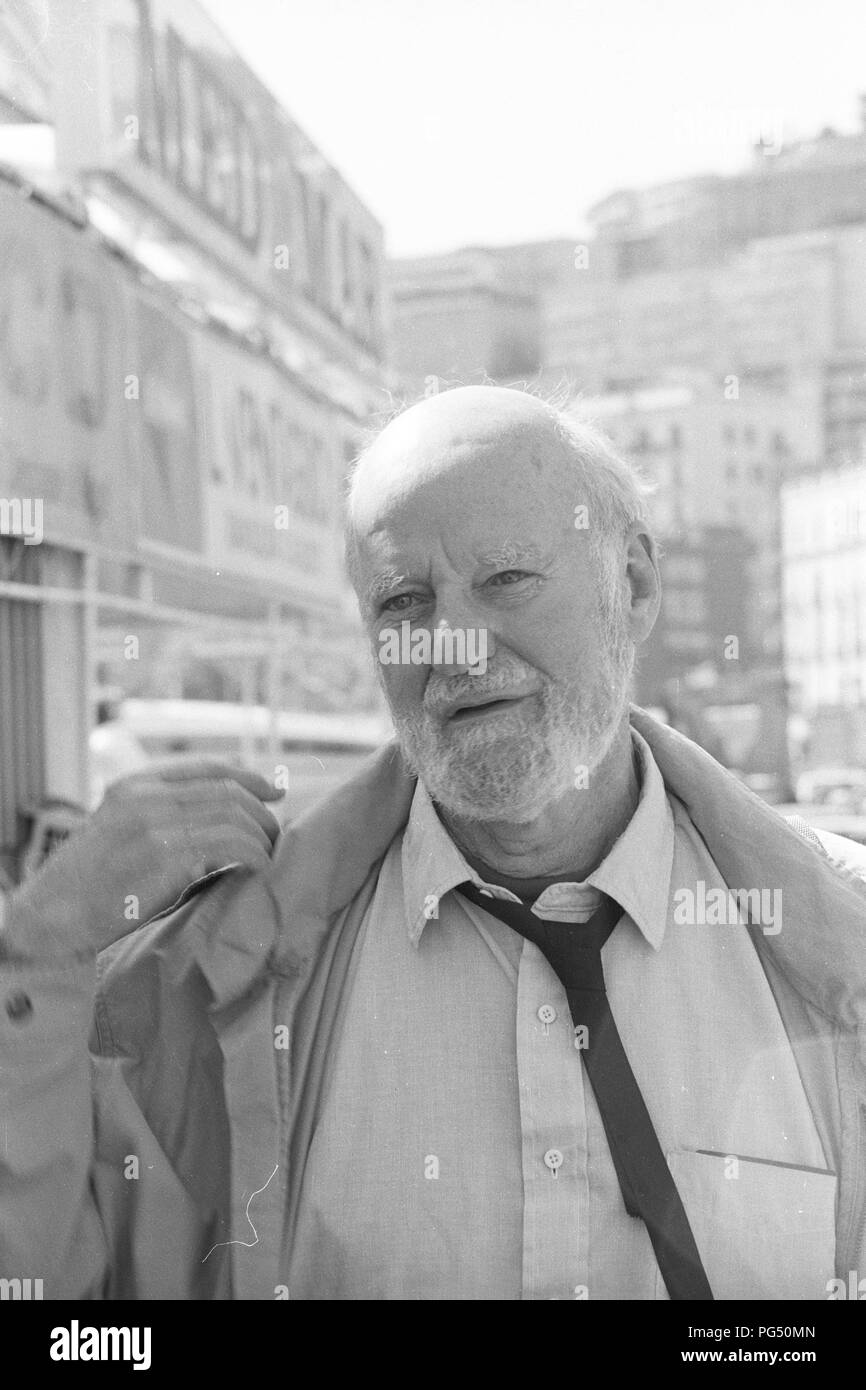 Lawrence ferlinghetti hi-res stock photography and images - Alamy