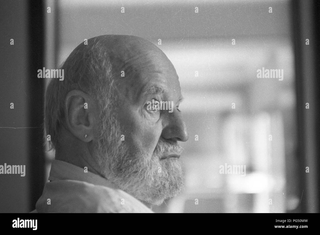 Lawrence ferlinghetti hi-res stock photography and images - Alamy