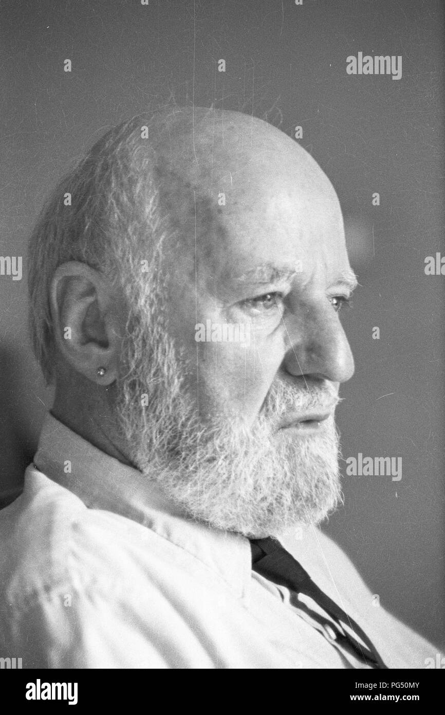 Lawrence ferlinghetti hi-res stock photography and images - Alamy