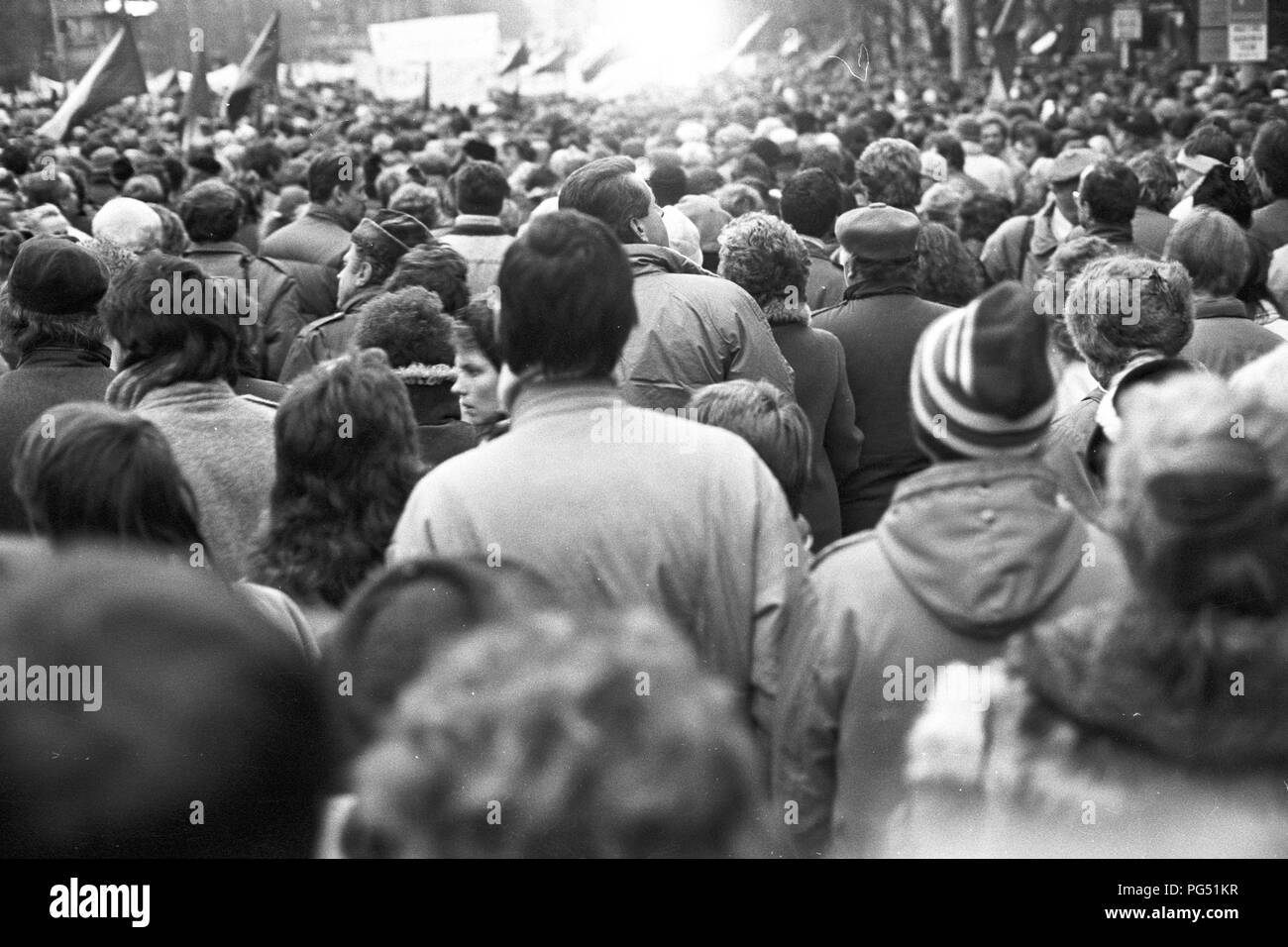1989 revolution hi-res stock photography and images - Alamy