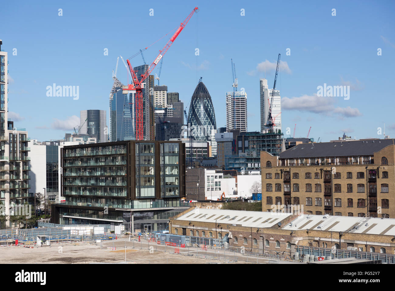 London Dock construction site, Wapping London Stock Photo - Alamy