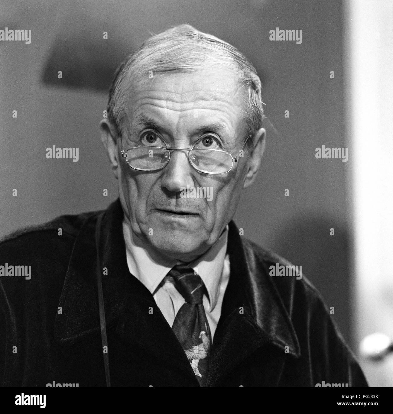 Jewgenij yevtushenko hi-res stock photography and images - Alamy