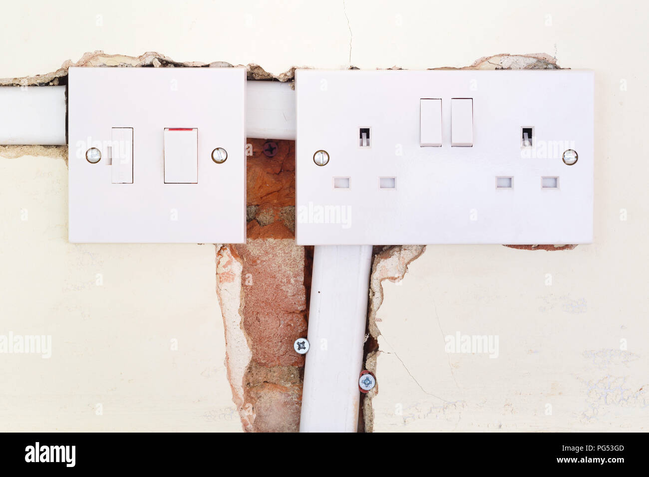 Domestic electrical installation hi-res stock photography and images ...