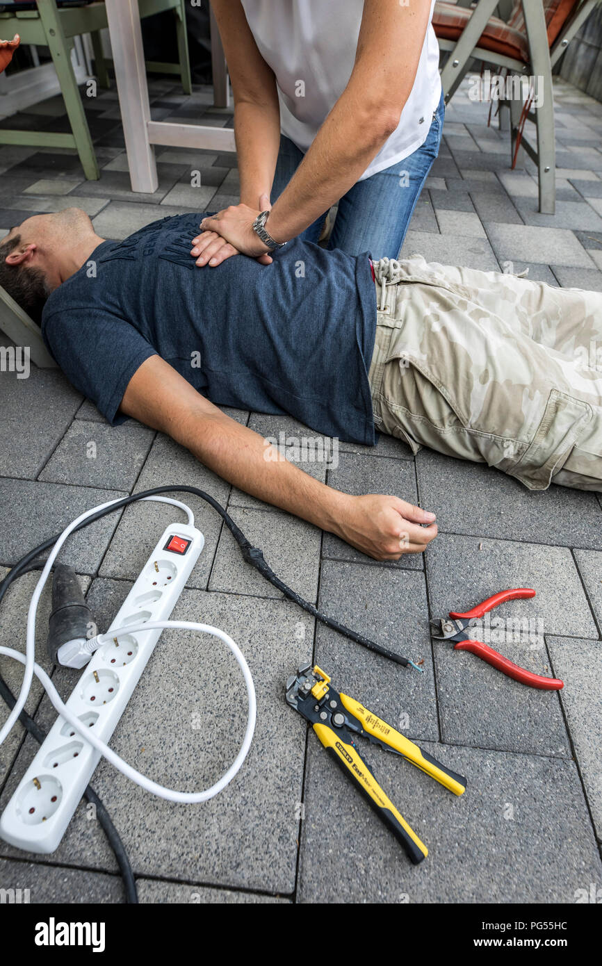 Circulatory collapse hi-res stock photography and images - Alamy