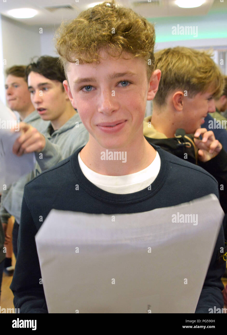 The crown tv series hi-res stock photography and images - Alamy