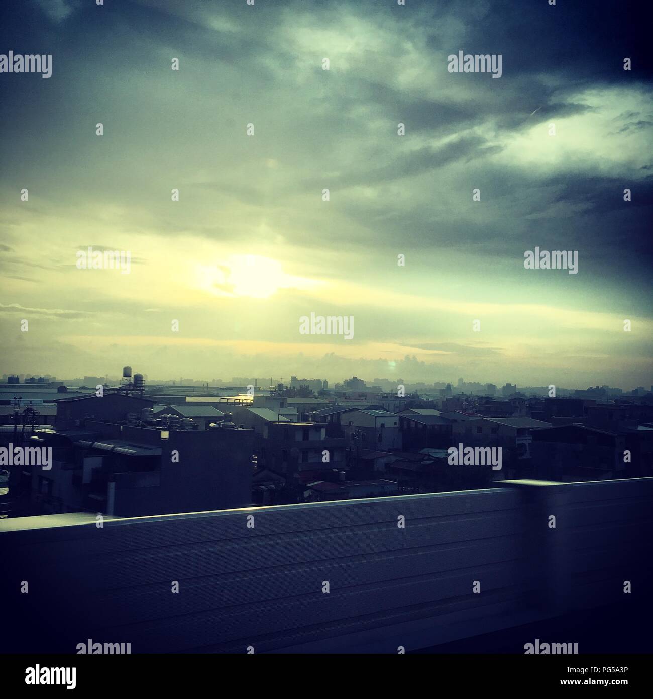 Glim hi-res stock photography and images - Alamy