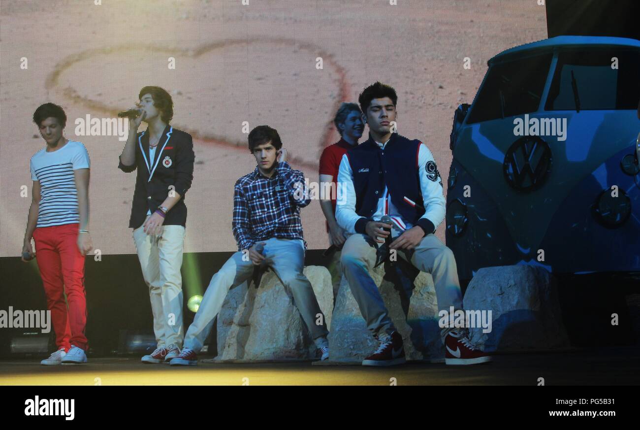 Liverpool,Uk One Direction perform at Liverpool Echo Arena as part of ...