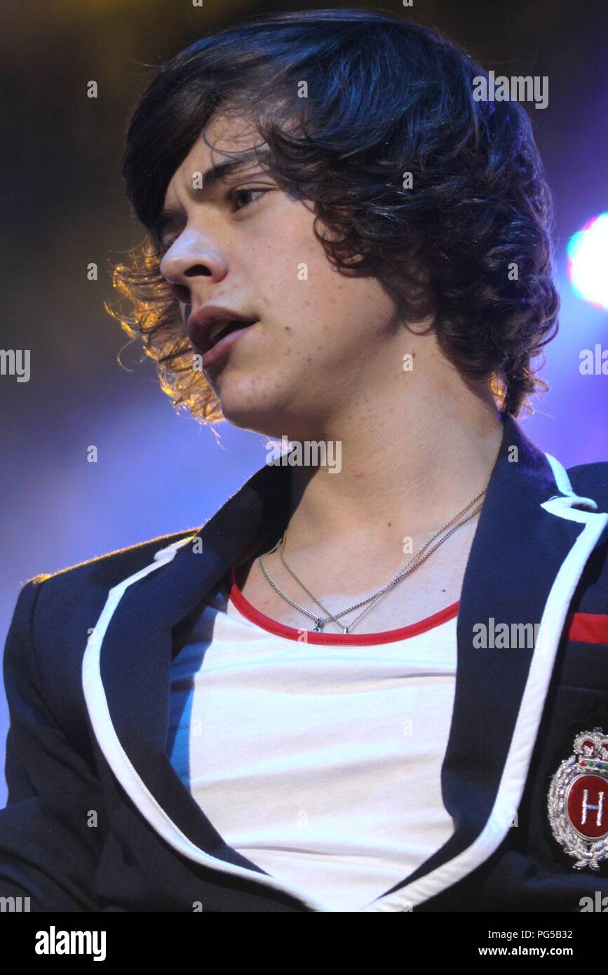 Liverpool,Uk One Direction perform at Liverpool Echo Arena as part of ...