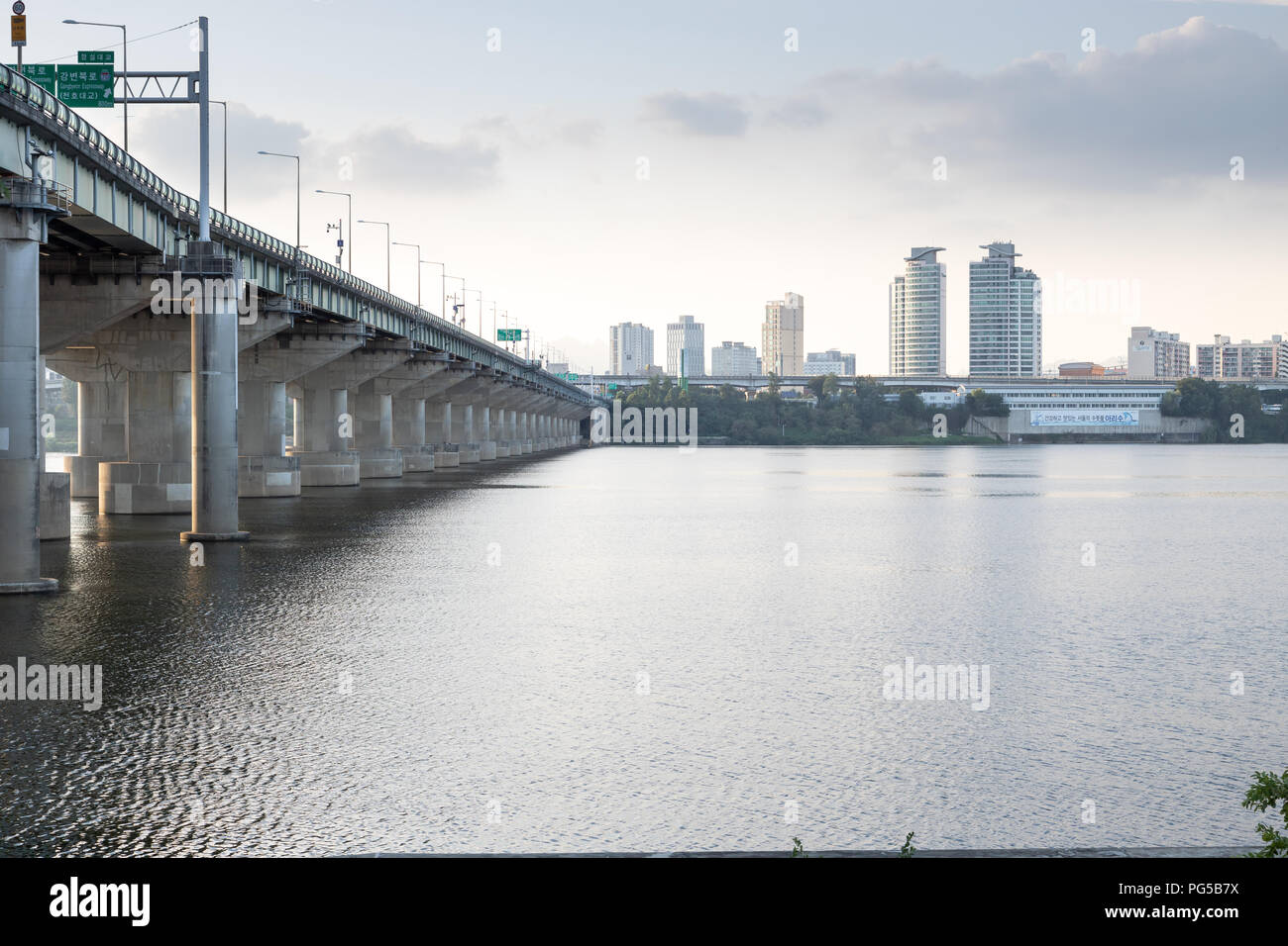 Seoul skyline with Jamsil bridge, Seoul, Korea Stock Photo - Alamy
