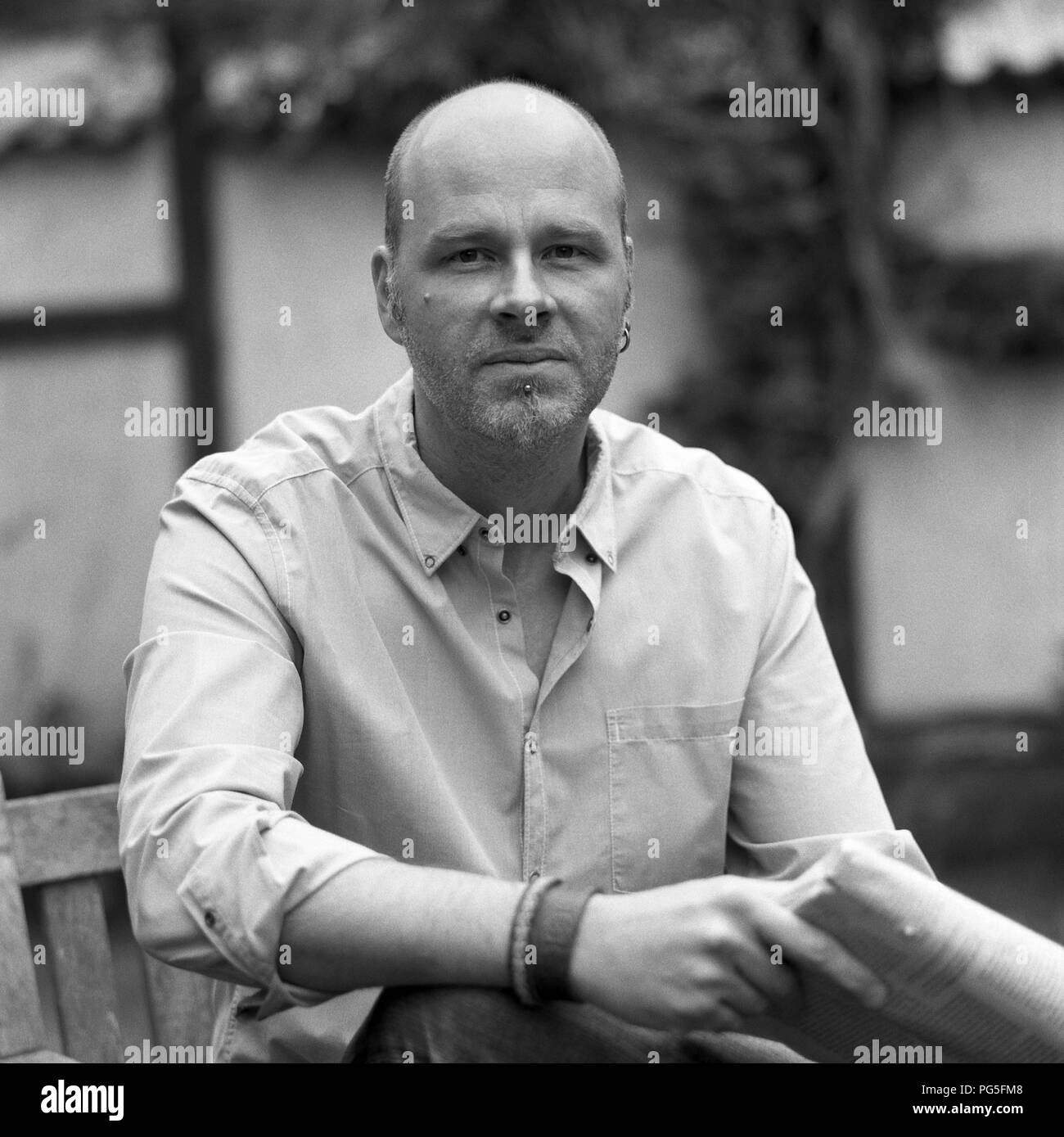 06 04 2009 Black and White Stock Photos & Images - Alamy