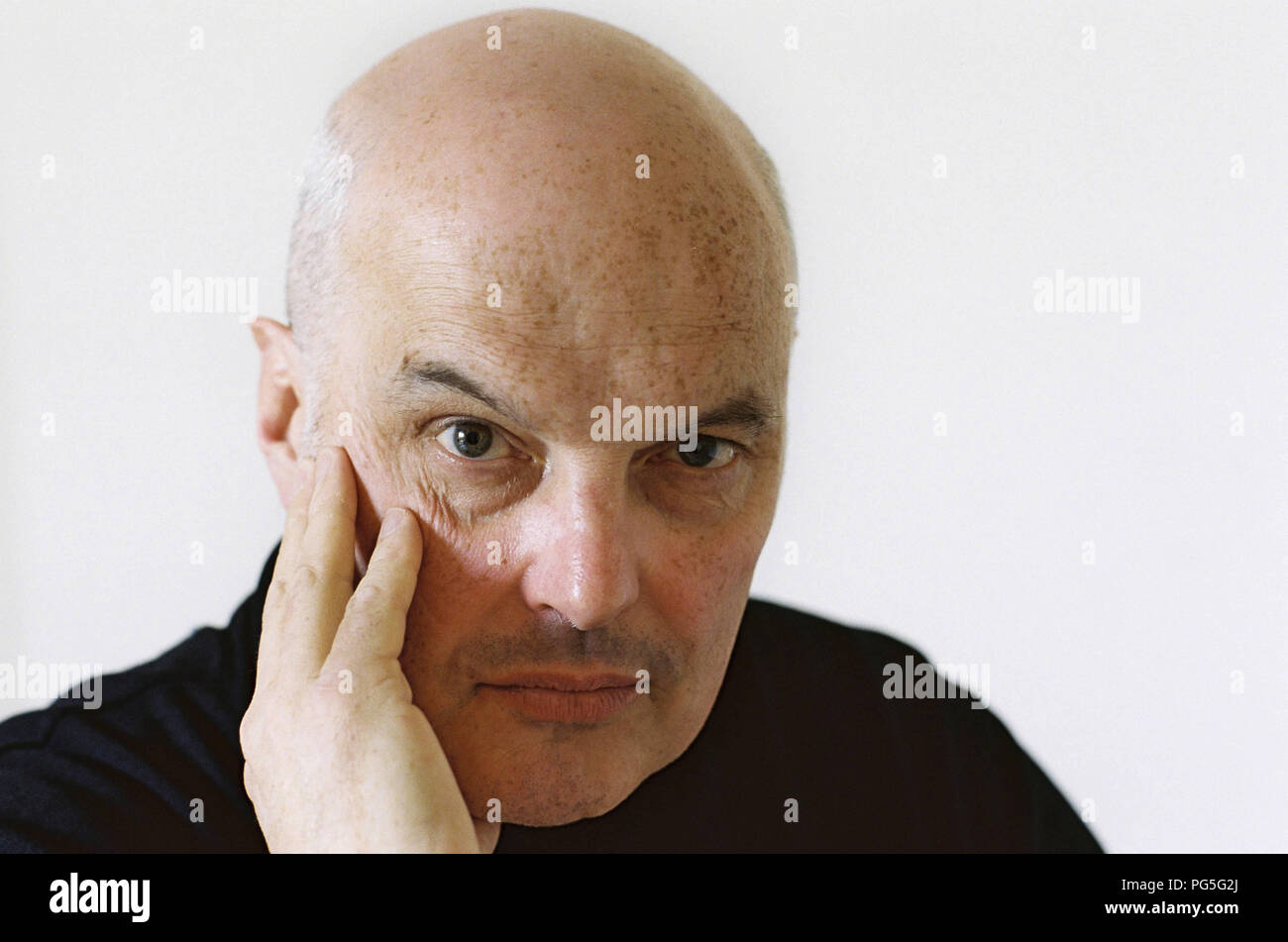 Robert wilson hi-res stock photography and images - Alamy