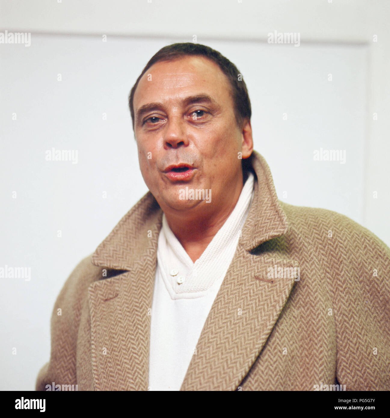 Guenther uecker hi-res stock photography and images - Alamy