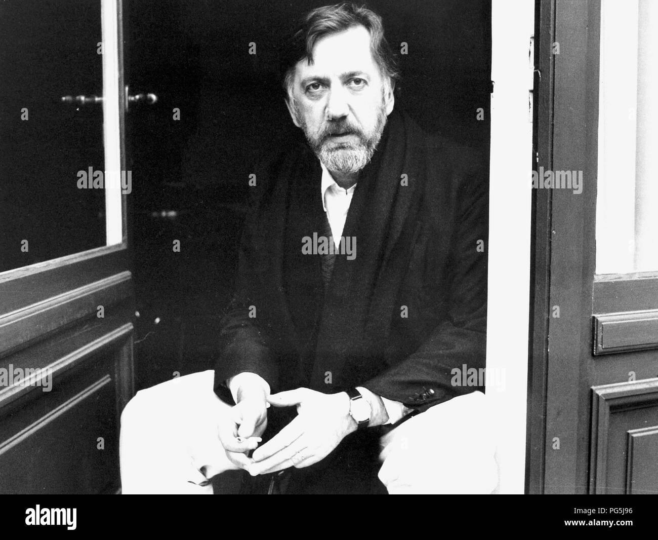 Born 1939 Black and White Stock Photos & Images - Alamy