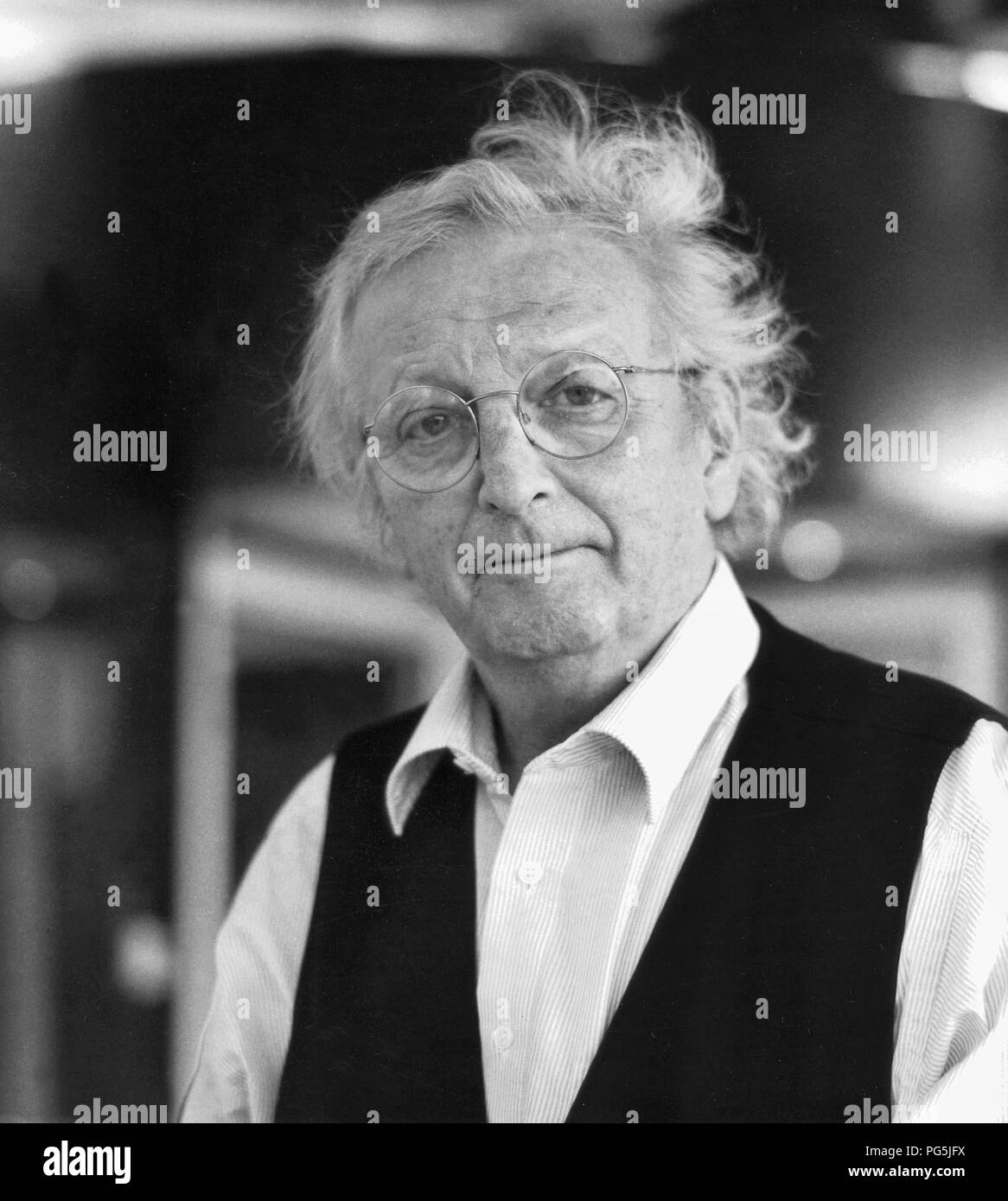 Born 1935 Black and White Stock Photos & Images - Alamy