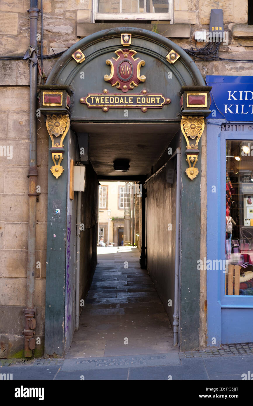 Scottish Royal Arch High Resolution Stock Photography and Images - Alamy