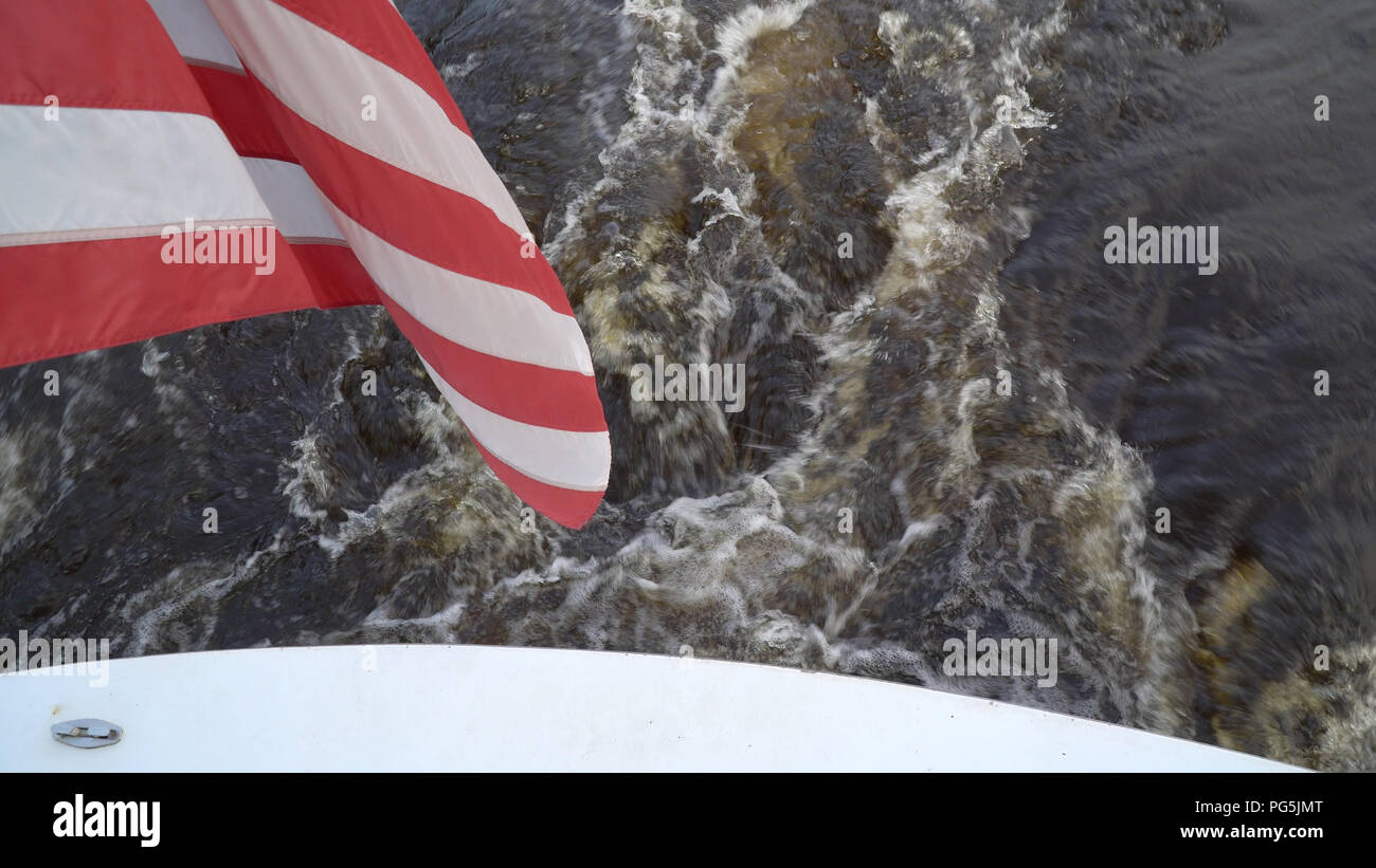 American flag wake boat hi-res stock photography and images - Alamy