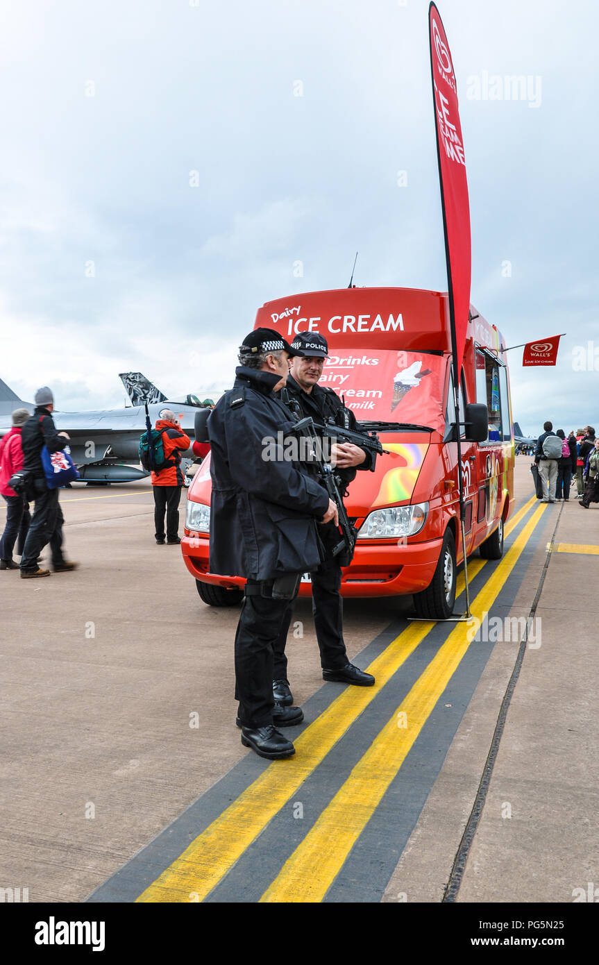 Raf police van hi-res stock photography and images - Alamy