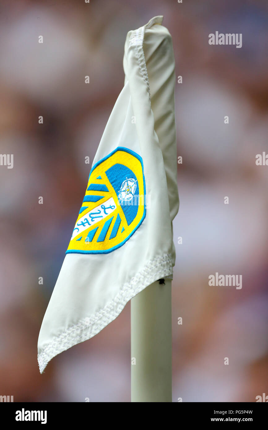Leeds united corner flag hi-res stock photography and images - Alamy