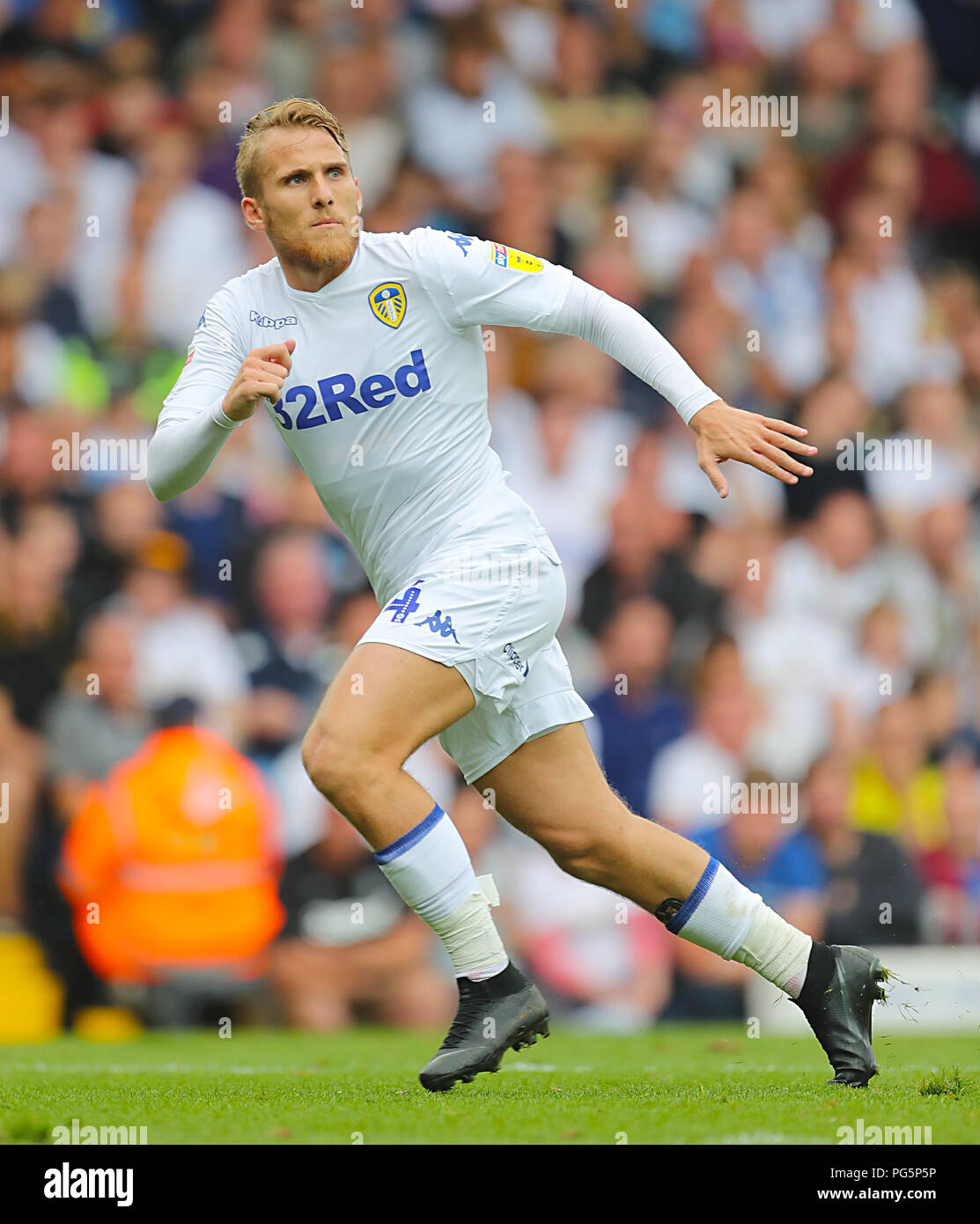 Leeds United's Samu Saiz Stock Photo - Alamy