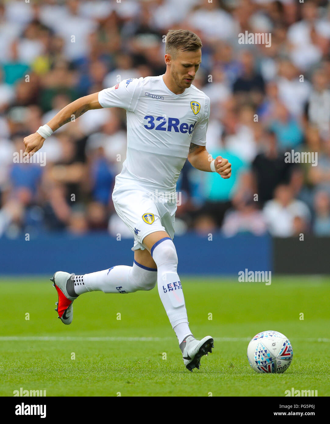 Leeds uniteds barry douglas hi-res stock photography and images - Alamy