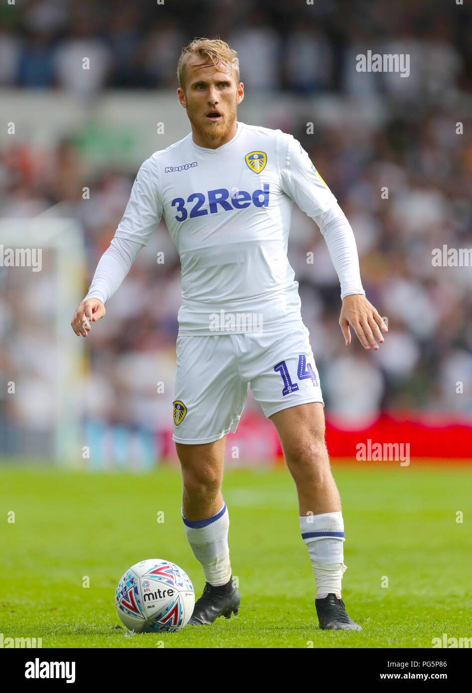 Leeds United's Samu Saiz Stock Photo - Alamy