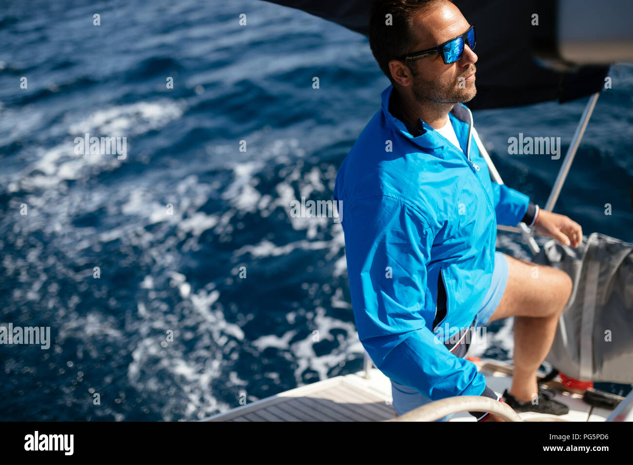 Marine boating hi-res stock photography and images - Alamy