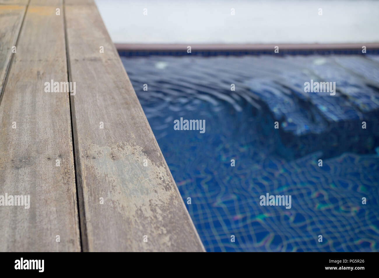 Small empty backyard pool hi-res stock photography and images - Alamy