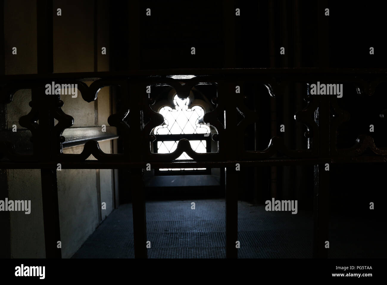 Inside the London Bridge Stock Photo - Alamy