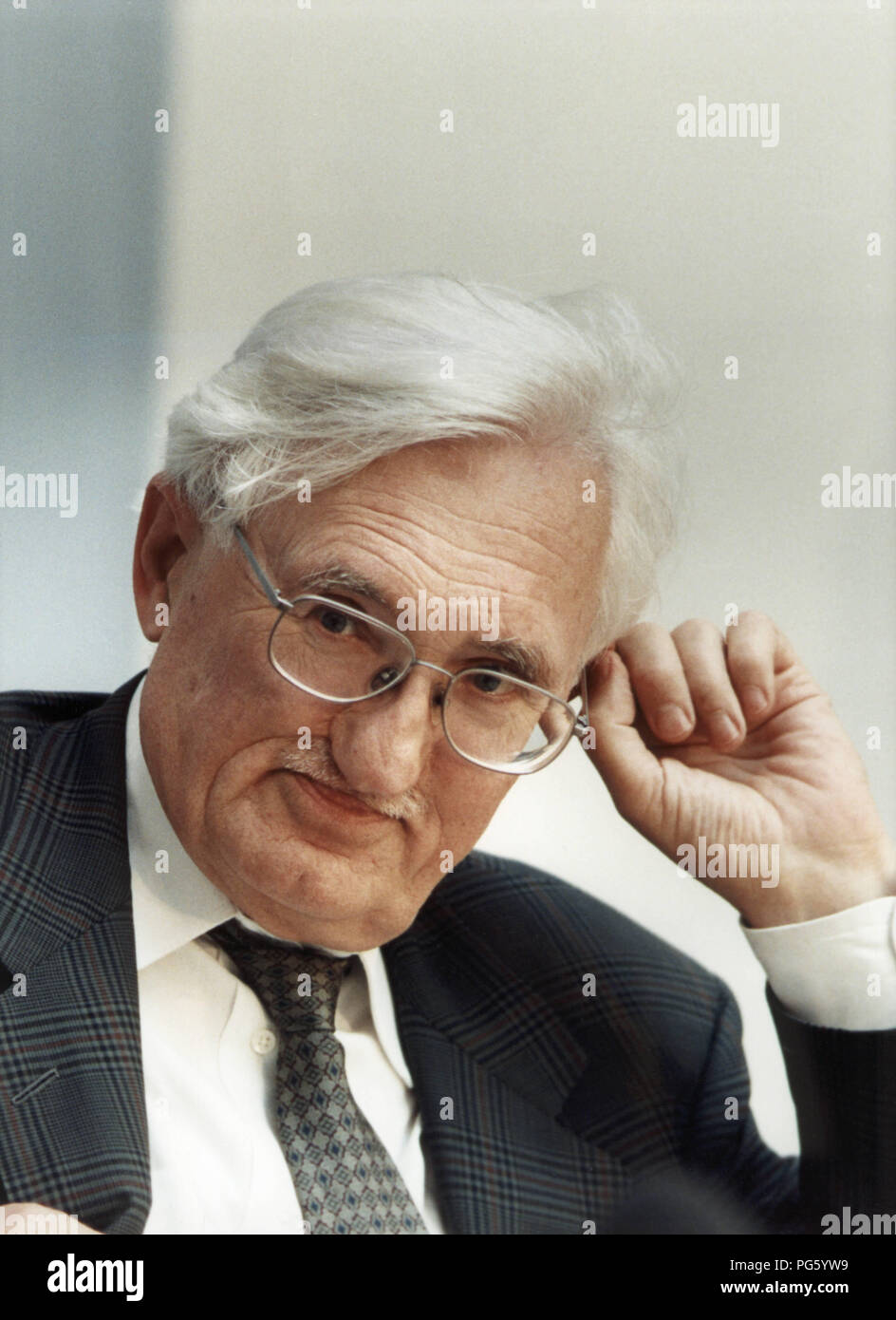 Habermas hi-res stock photography and images - Alamy