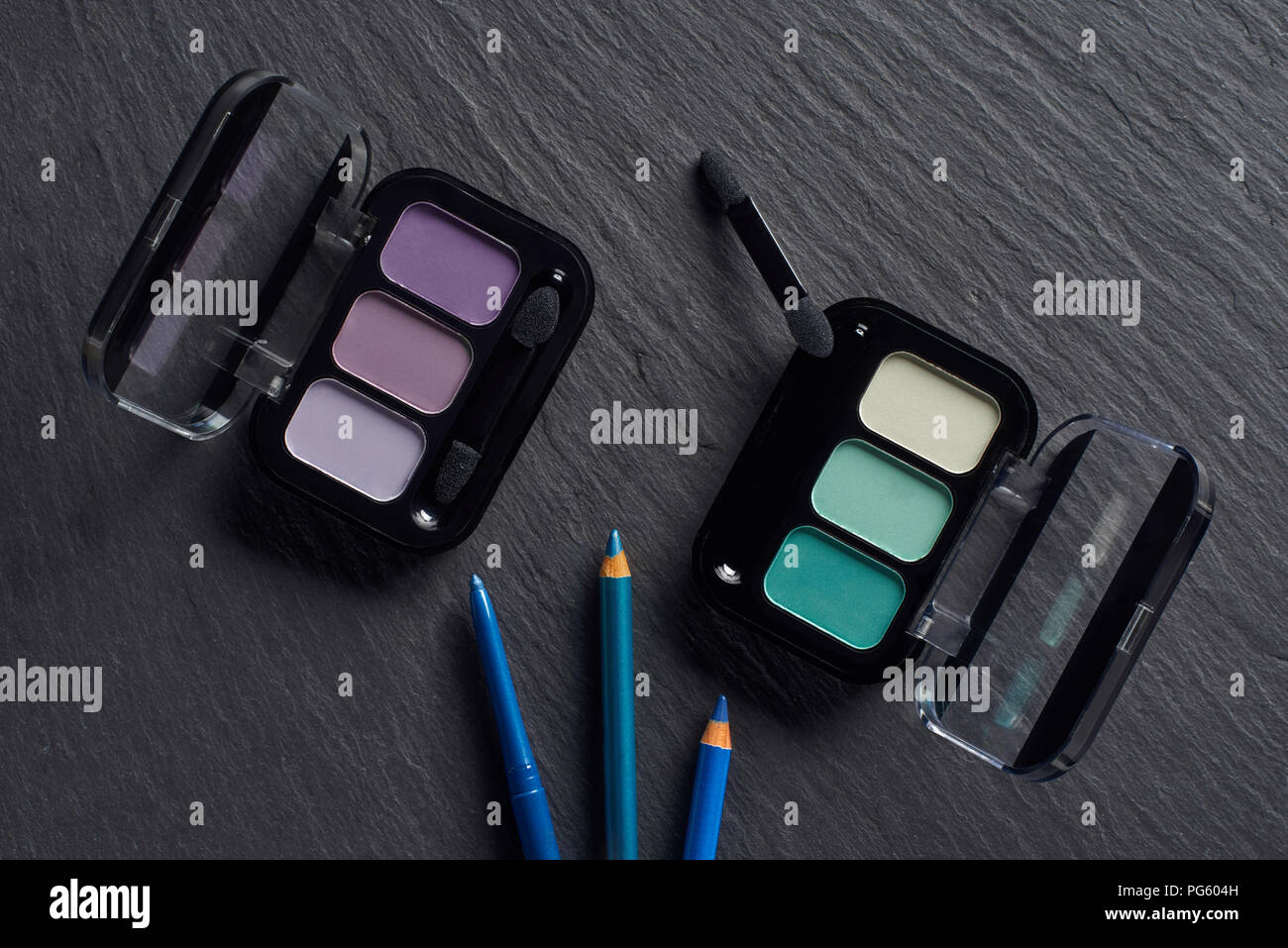 Blue color palettes hi-res stock photography and images - Alamy