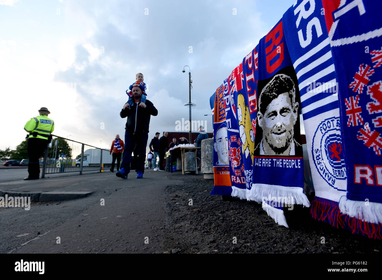 Glasgow rangers scarf hi-res stock photography and images - Alamy